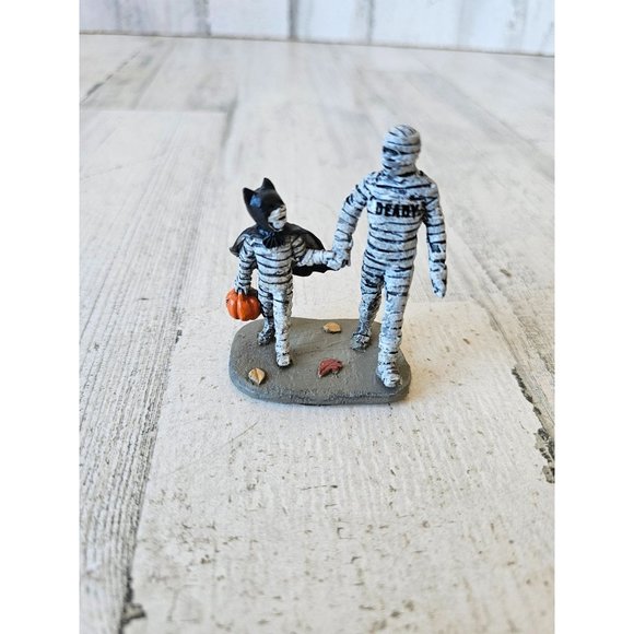Lemax | Holiday | Lemax Mummy Deadly Trick Or Treating Costume Batman ...